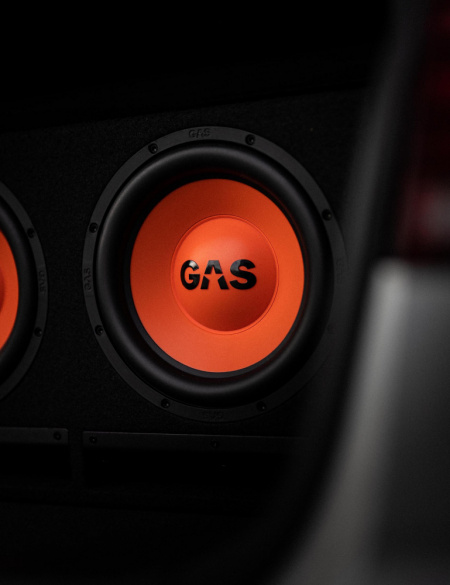 Köp GAS MAD B2-310, 3x10 tum baslåda hos BRL!